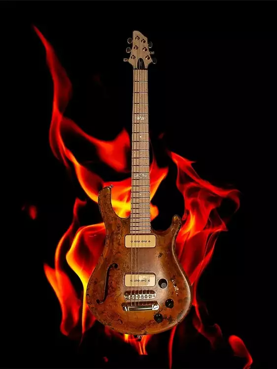 Flaxwood Fine Electric Guitars - Made in Finland
